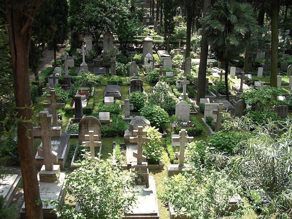 Découvrez la beauté et les fameux artistes dans le cimetière protestant ...